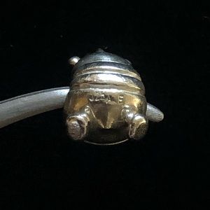 Pandora | Jewelry | Authentic Pandora Queen Bee Retired | Poshmark